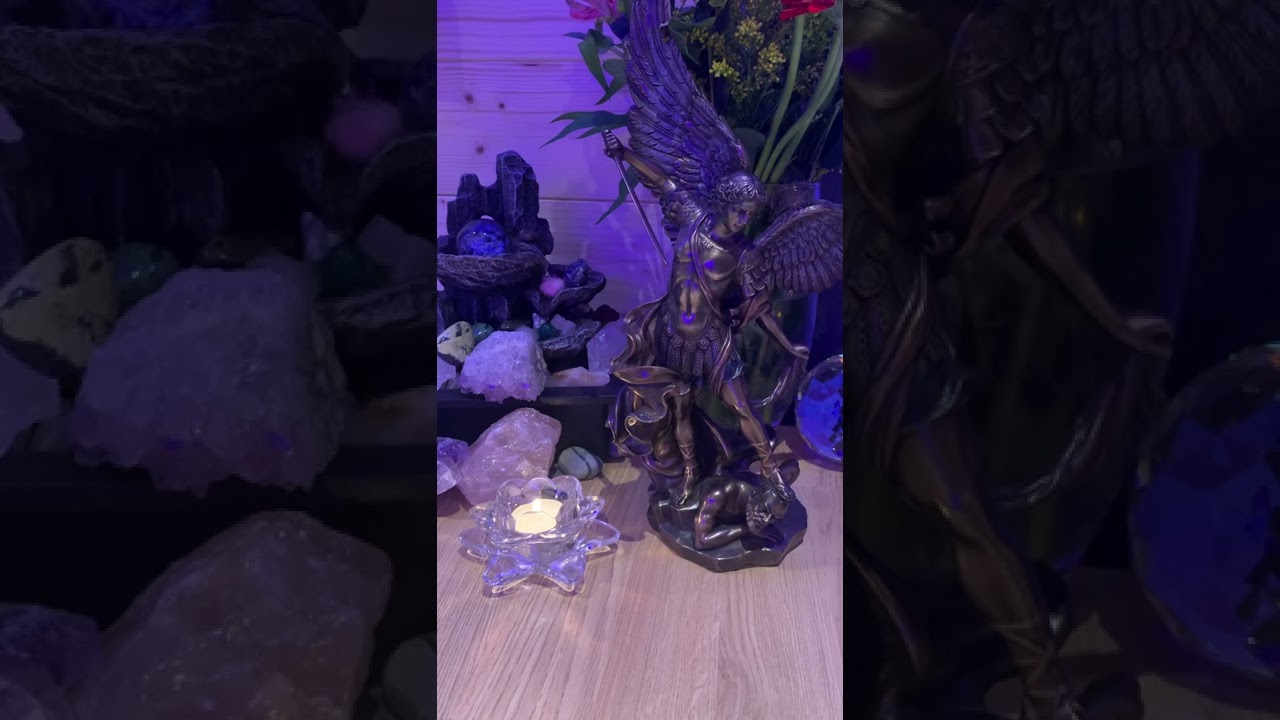 Archangel Michael's Blue Cloak of Protection - Lighting the Way